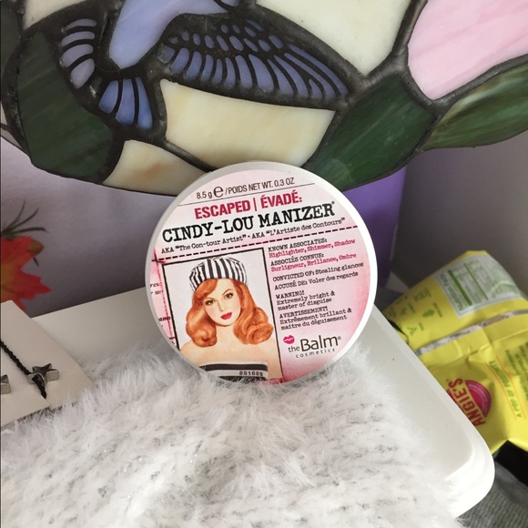 theBalm | Makeup | Cindy Lou Manizer Highlighter | Poshmark